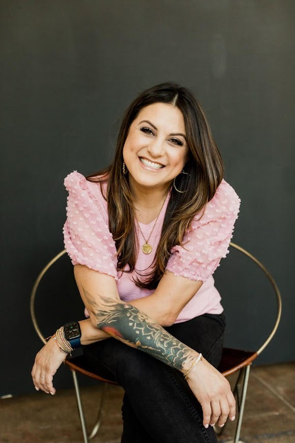 Be Strong and Take Courage // Jamie Ivey – Dwell Differently®